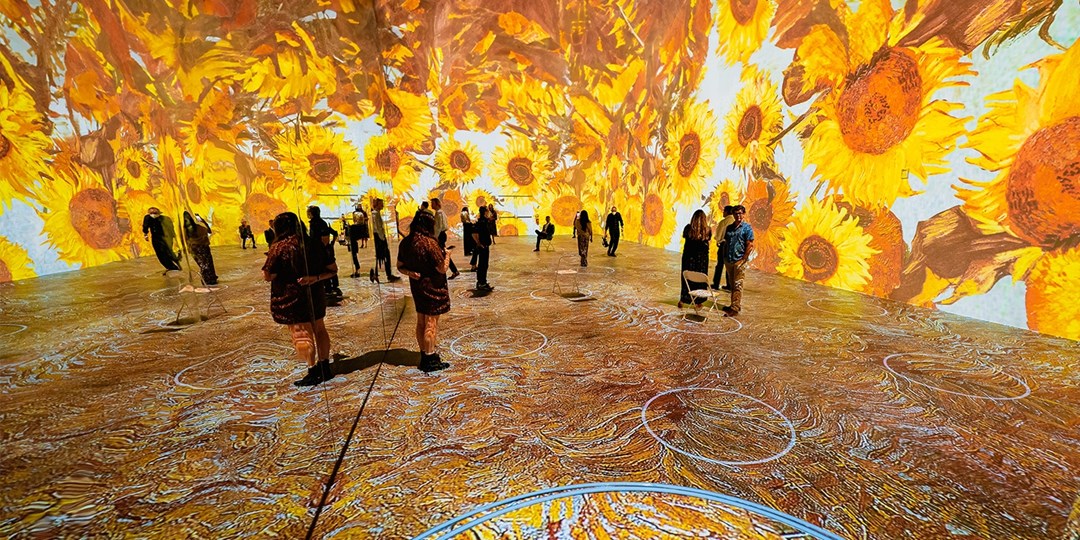 $18 & up—Immersive Van Gogh exhibit in Toronto | Travelzoo