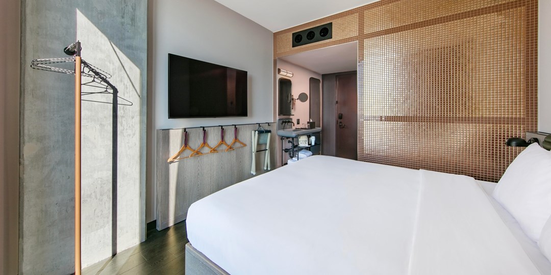 $157 & up—Two cool Los Angeles hotels under one roof | Travelzoo