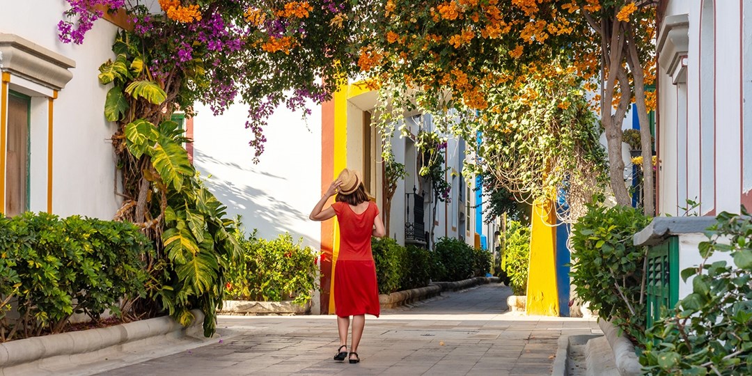 £1599pp—All-inc small-ship Canaries cruise, save 30% | Travelzoo
