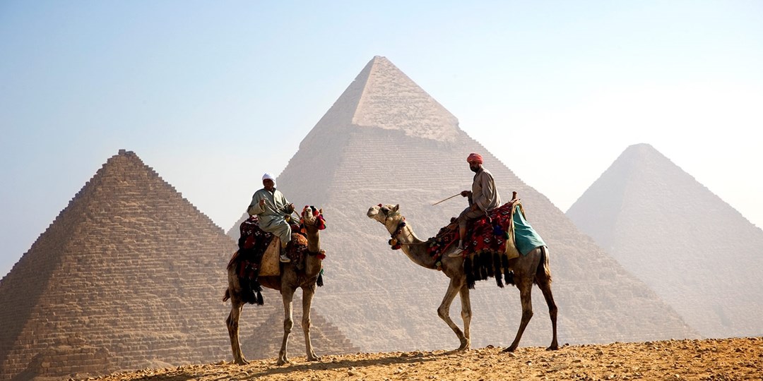 $2599—Egypt's pyramids & Nile cruise w/Calgary flights | Travelzoo