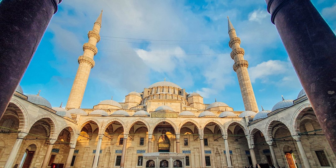 $2377 & up—Turkey & Egypt 5-star tour: 14 nights w/flights | Travelzoo