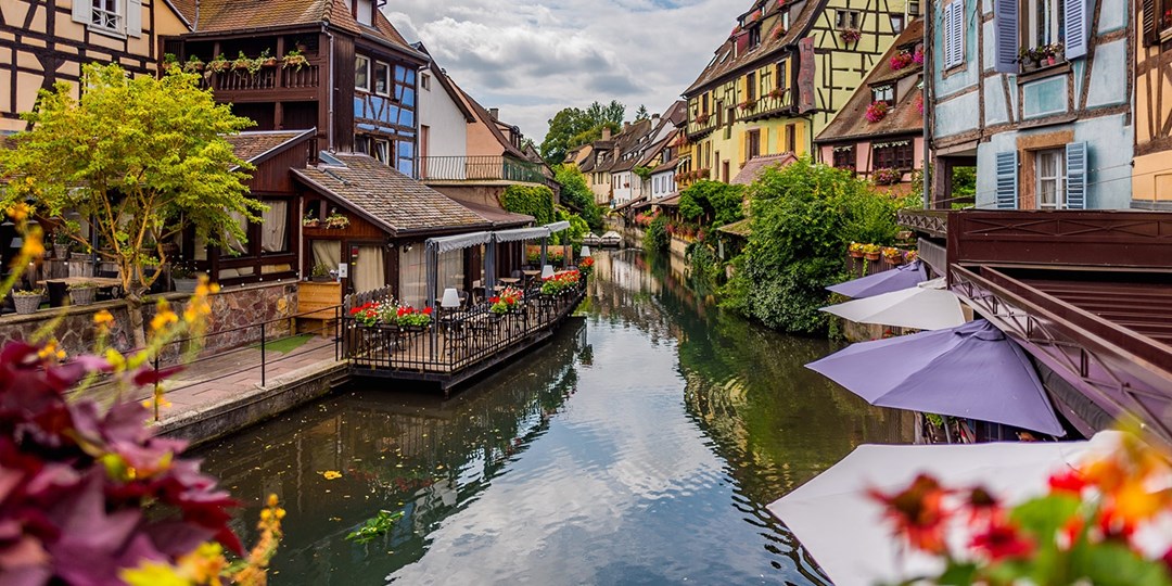 $2428 & up—Europe 3-country guided tour: 2 weeks w/flights | Travelzoo