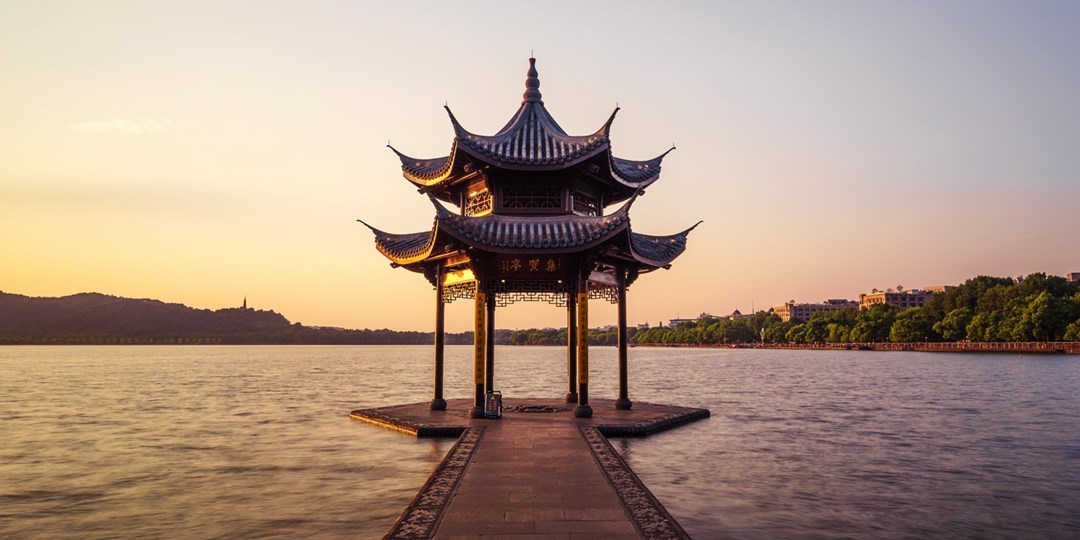 $2291 & up—Japan & China 16-night tour w/flights | Travelzoo