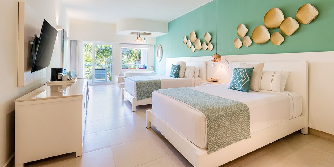 $739—Riviera Maya all-inclusive: 3 nights, reg. $1134 | Travelzoo