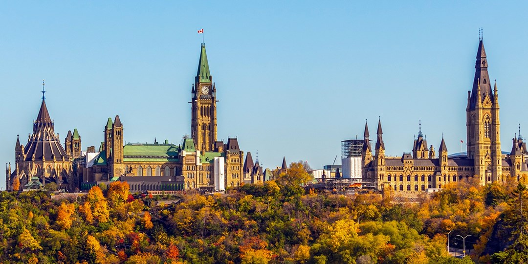 Only in Canada City Hotels - 2021 hotel deals | Travelzoo