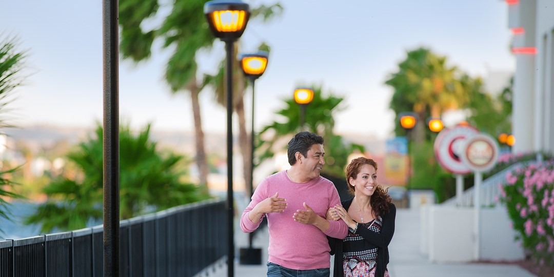 Laughlin: The Laid-Back Nevada Resort Town | Travelzoo