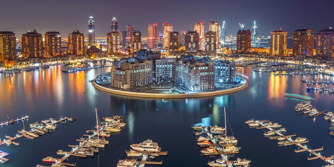 ab 1999 €—Orient-Kombi: Mein Schiff 5 mit Luxushotel & Flug | Travelzoo