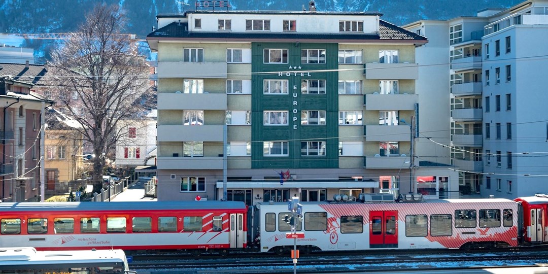 £461pp—Switzerland break, Glacier Express train & flights | Travelzoo