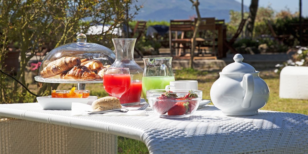 £299pp—Italian island escape, save £200 | Travelzoo