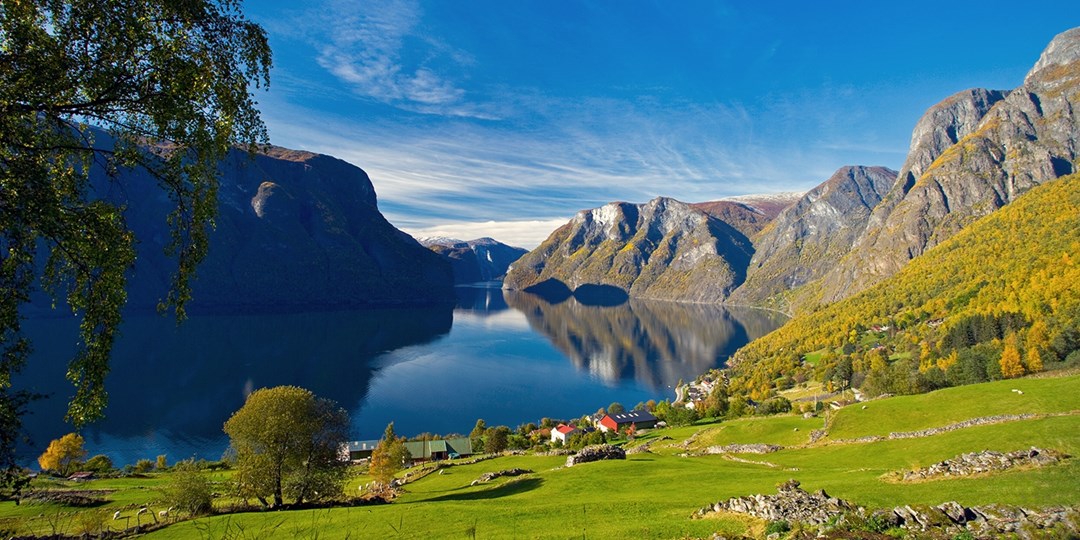 Norwegens Fjorde im Sommer mit AIDA | Travelzoo