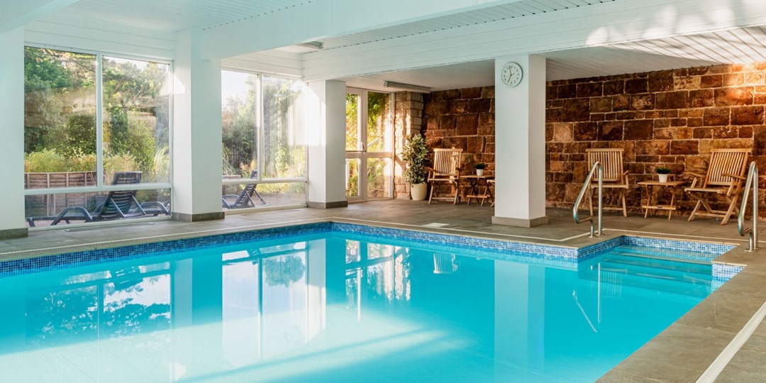 £199—Somerset: 2-night seaside getaway with dinners | Travelzoo