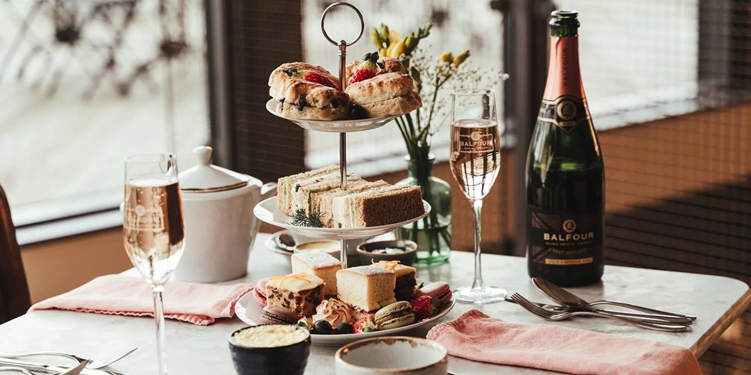 £35—Kent wine estate: afternoon tea & bubbly for 2, save 50% | Travelzoo