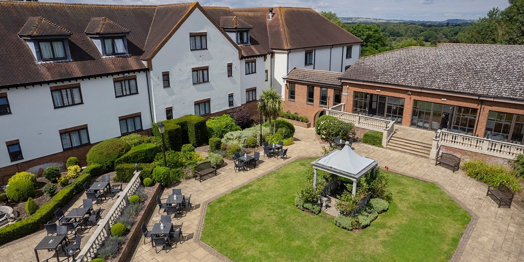 £84—Oxfordshire spa experience with pampering & perks | Travelzoo