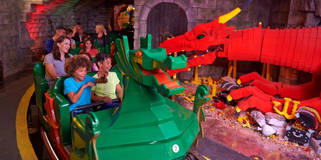 £39pp & up—Summer LEGOLAND break w/hotel (family of 4) | Travelzoo