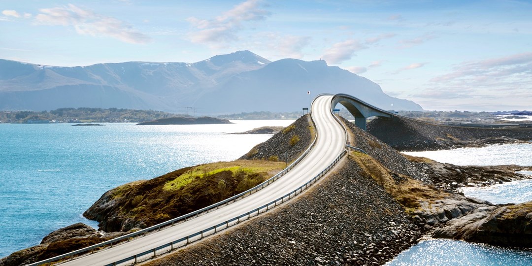 The world's most scenic road trips | Travelzoo