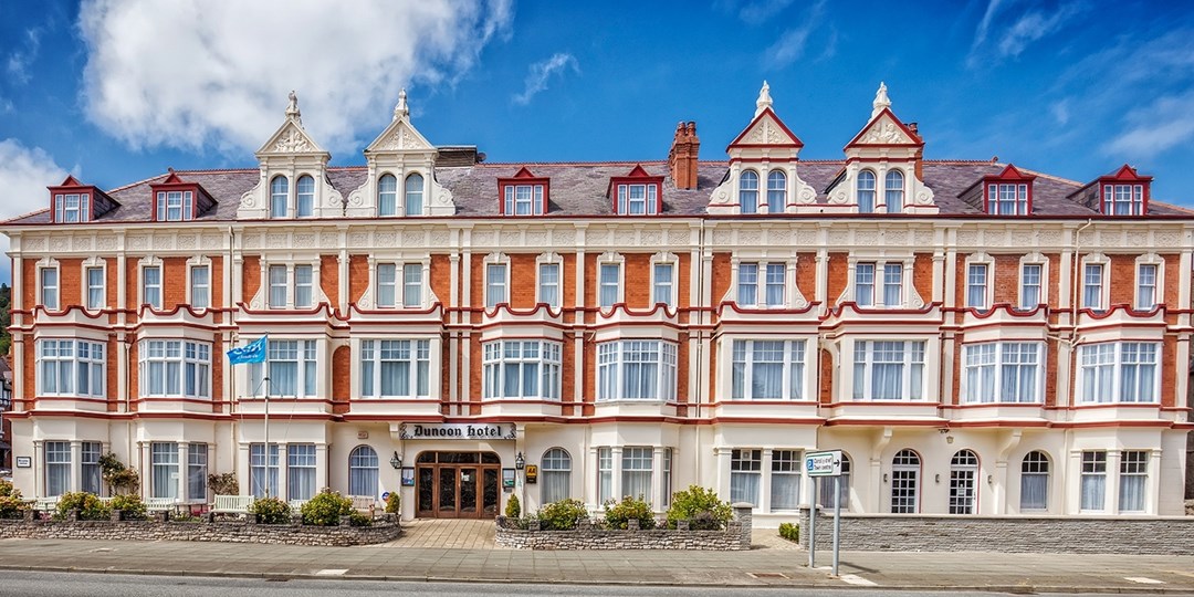 £269—Llandudno retreat w/dinner both nights, save £261 | Travelzoo