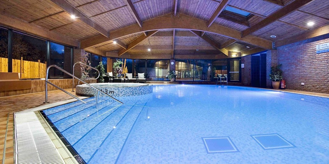 £249—Warwickshire retreat, inc dining credit both nights | Travelzoo